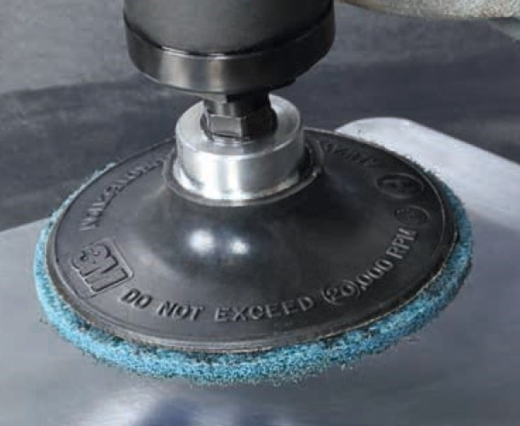 3M™ Scotch-Brite™ Roloc™ PN-DR Präzisions-Vliesscheibe kaufen im ...